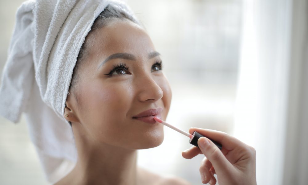 Easy 5 Minute MakeUp Tutorials for Beginners You Can Try