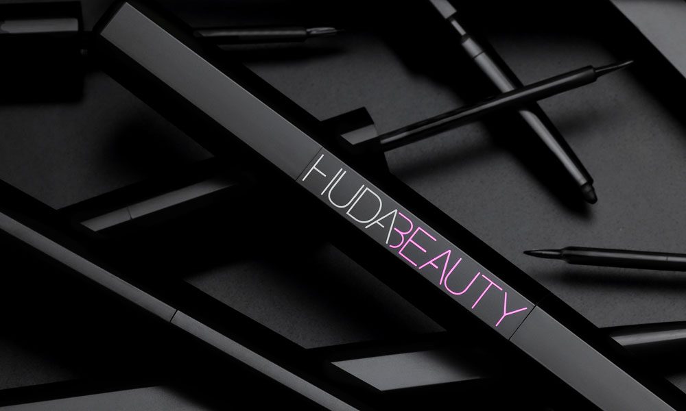 Best Huda Beauty eyeliner - Big Red Blog